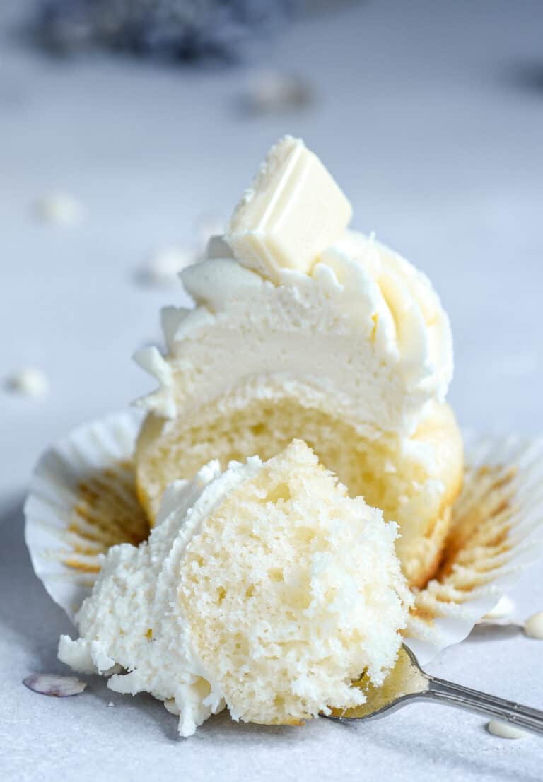 White Chocolate Cupcakes