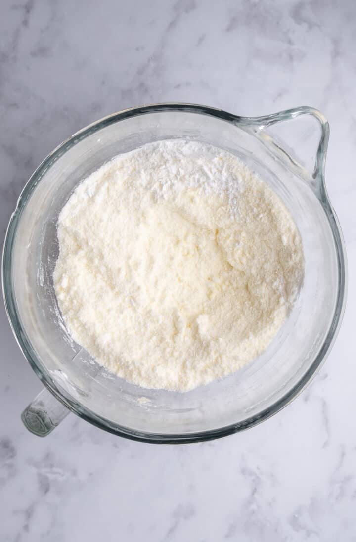 Vanilla Tray Bake - With Love Kitty