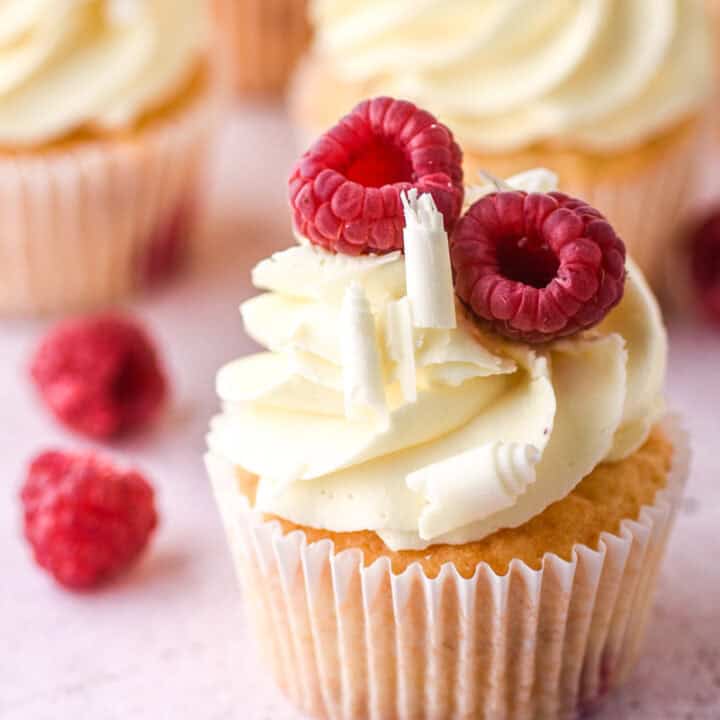 Raspberry and White Chocolate Cupcakes
