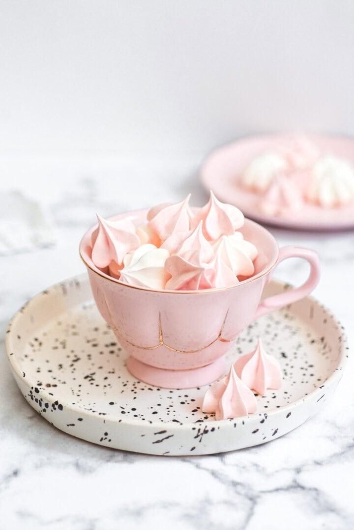 The Perfect Mini Meringues - With Love Kitty