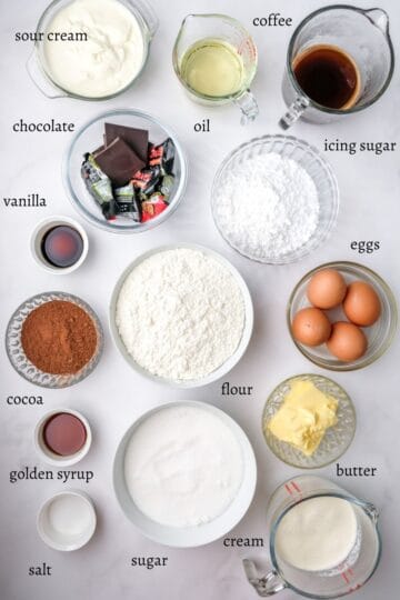 Bar One Chocolate Caramel Cake (Easy Chocolate Caramel Cake) - With ...